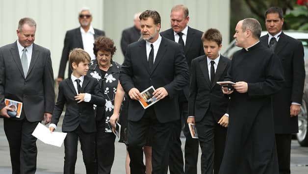 Martin Crowe’s funeral at Auckland: In photos | Cricket Country