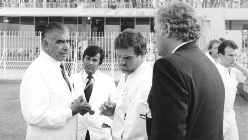 The infamous Mike Gatting-Shakoor Rana altercation - Cricket Country ...