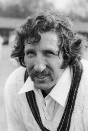 Max Walker: An excellent fast-medium bowler who was doomed to play the ...