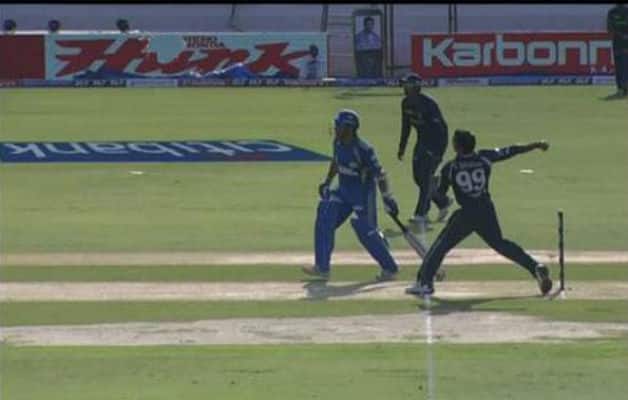 Sachin Tendulkar given out off a wrong replay on his birthday in IPL ...