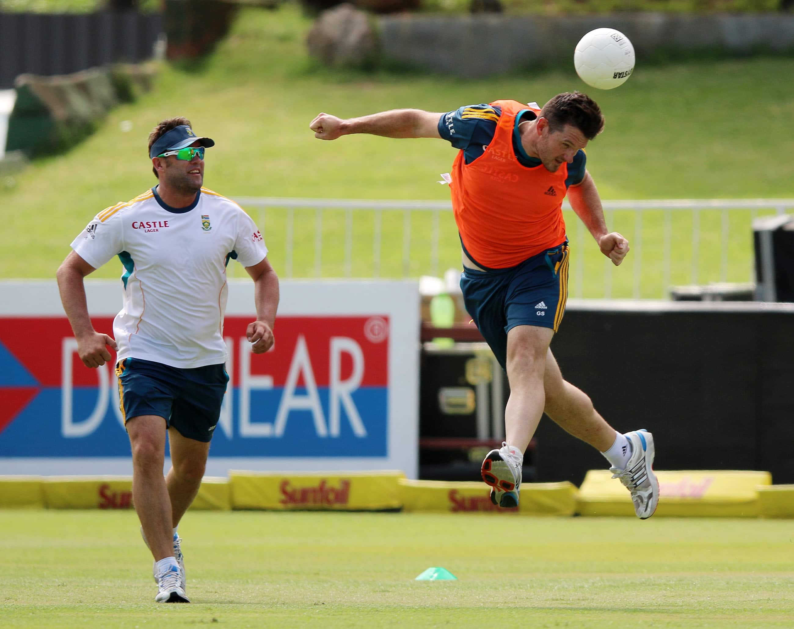 Photo Gallery: Cricketers playing football - Cricket Country