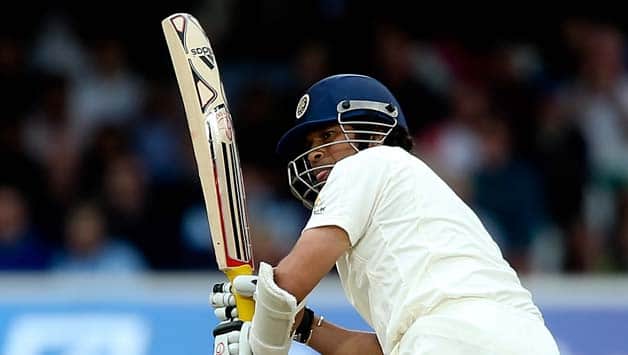 Sachin Tendulkar: Was encouraged to use lighter bat - Cricket Country