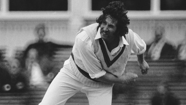 Cricket fraternity mourns Max Walker's death: Twitter Reactions ...