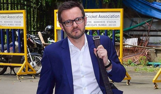 India's next coach – Mike Hesson, Ravi Shastri coaching record ...