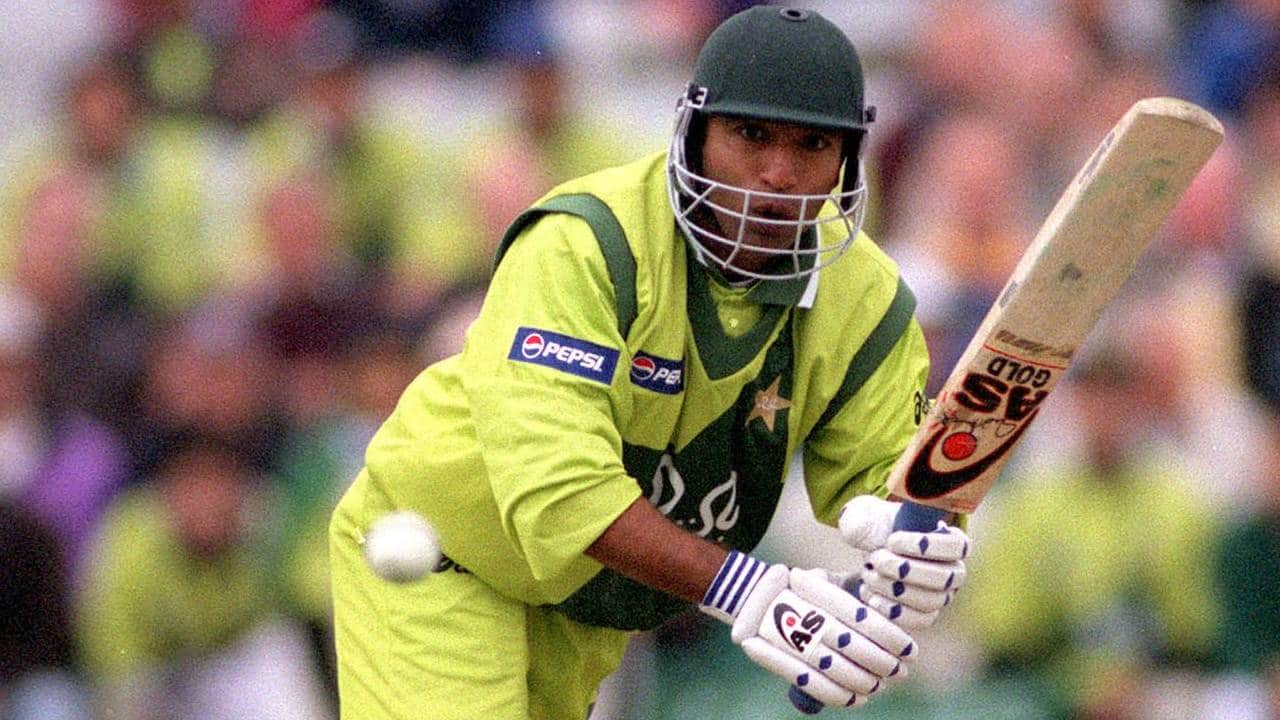 This former Pakistan cricketer married his cousin sister, but disaster struck 5 years later