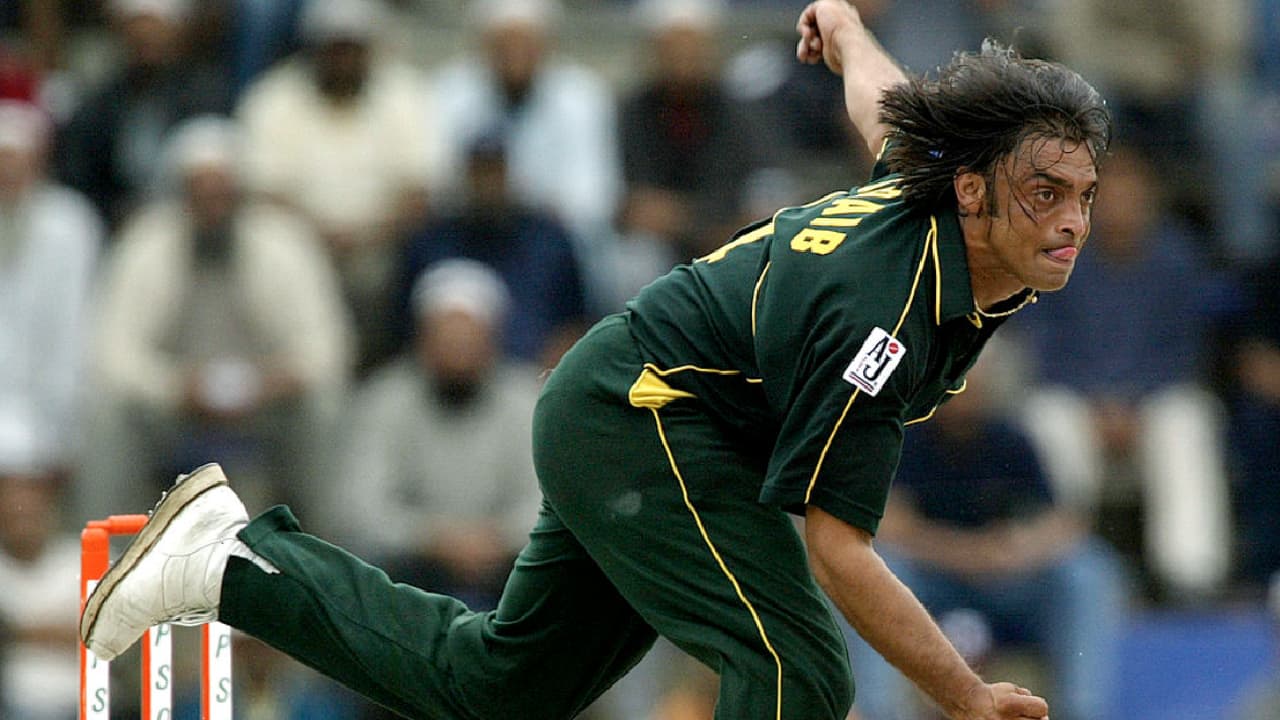 Jasprit Bumrah vs Shoaib Akhtar: Who has the better record after 204 ...