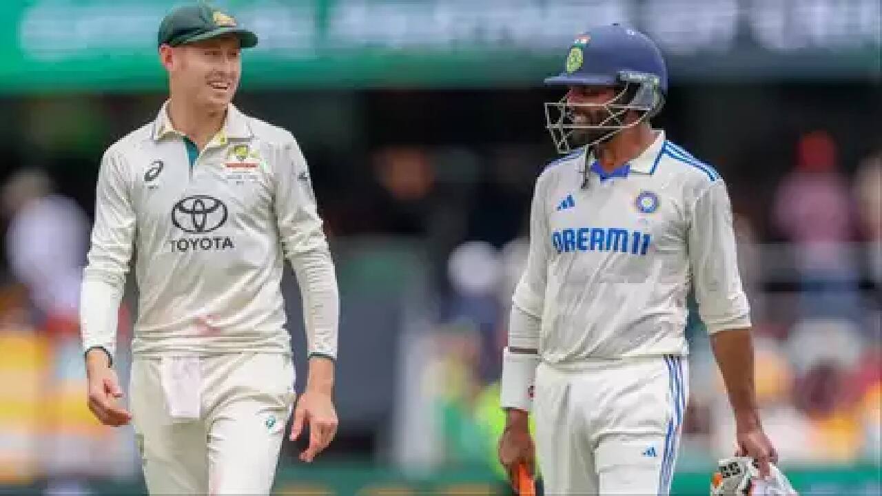 India avoids the Follow-on as the team reaches 252/9 on Day 4 after a ...