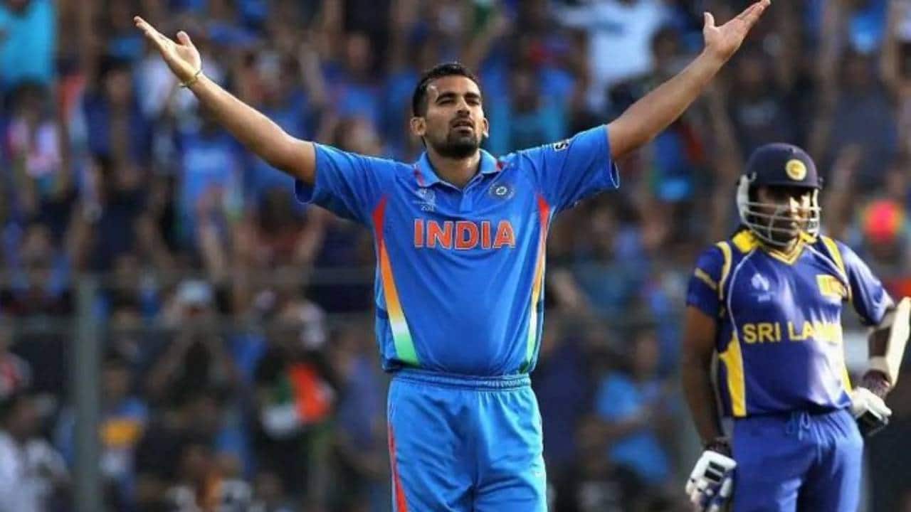 Jasprit Bumrah vs Zaheer Khan: Which player has the better bowling ...