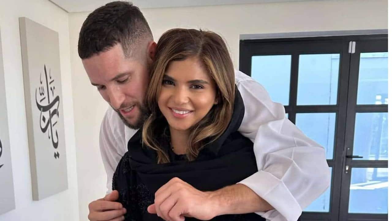 Meet Aisha Baker, wife of South Africa star cricketer who embraced Islam, her husband is…