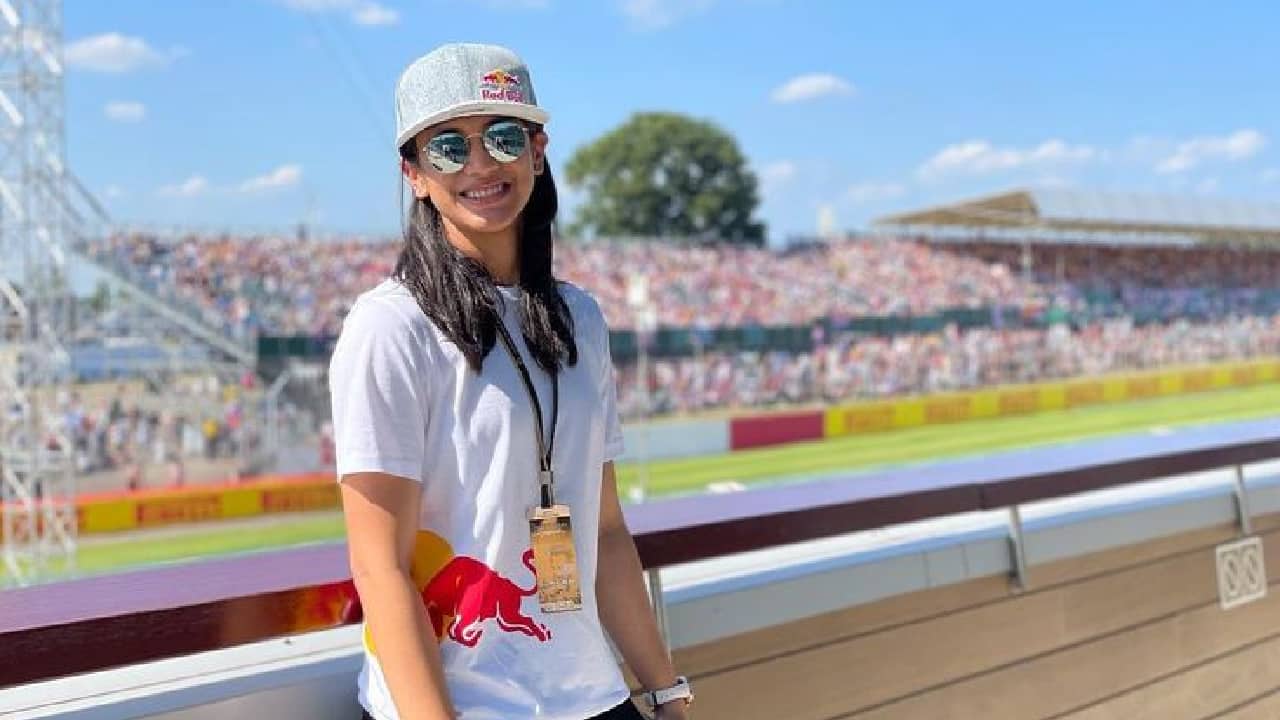 Smriti Mandhana to Harleen Deol: 5 Beautiful cricketers in Women's Premier League