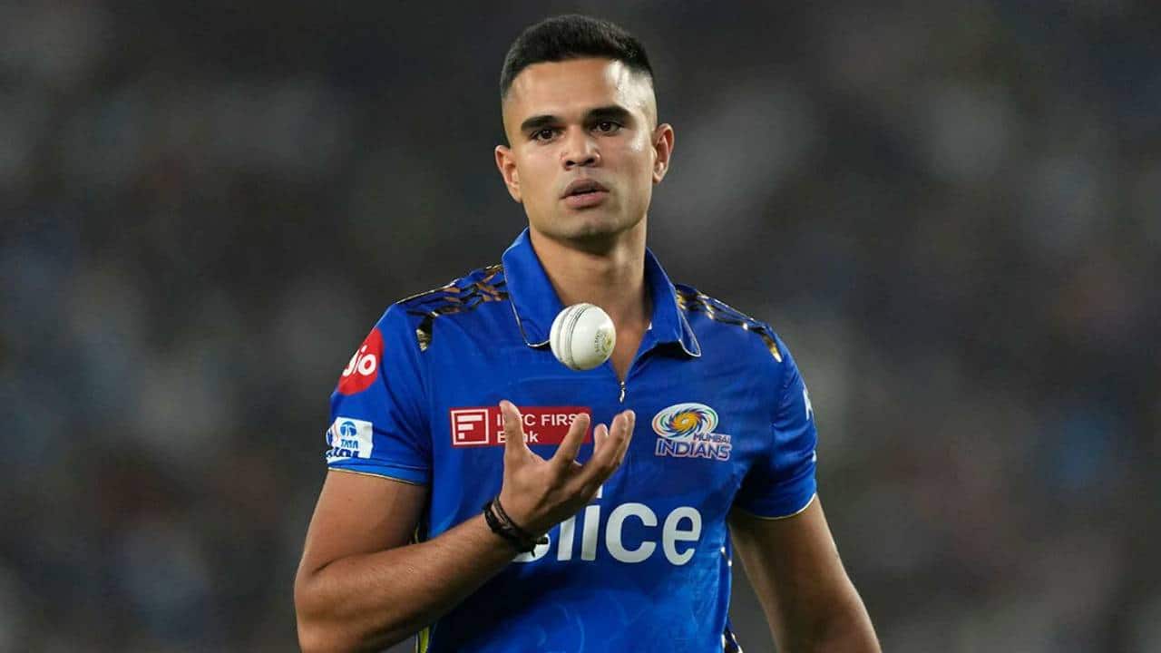 Why Arjun Tendulkar is being IGNORED by Hardik Pandya's Mumbai Indians ...