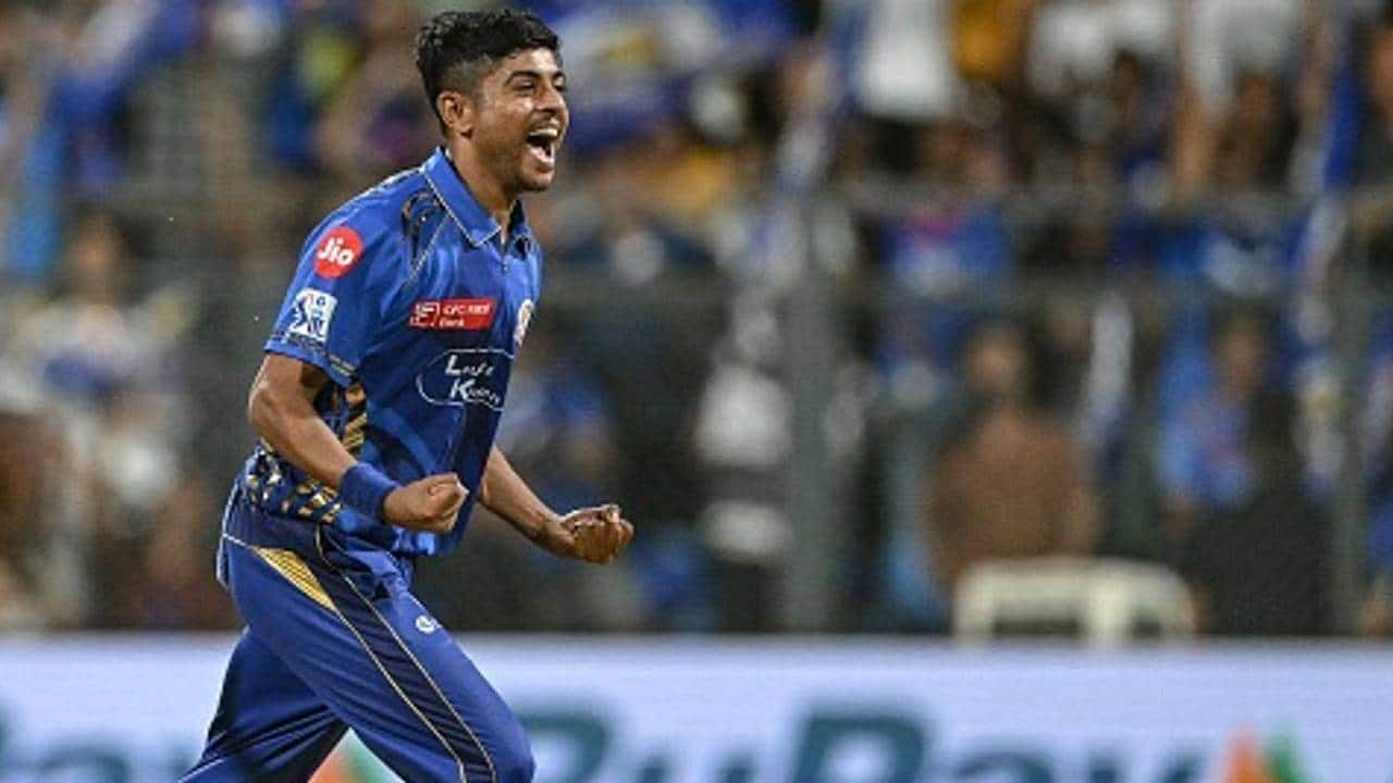 Meet MI star cricketer NOT Arjun Tendulkar, took wicket off his first ball in IPL, his name is ...