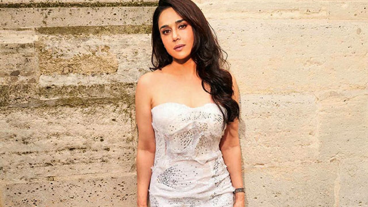 PBKS owner Preity Zinta dazzles in Western outfits, her net worth is…
