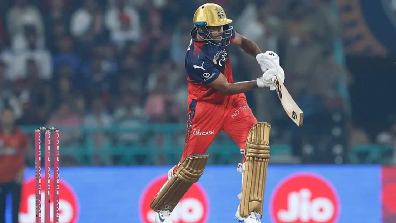 Mayank Agarwal joins a Massive record list with his appearance for RCB ...