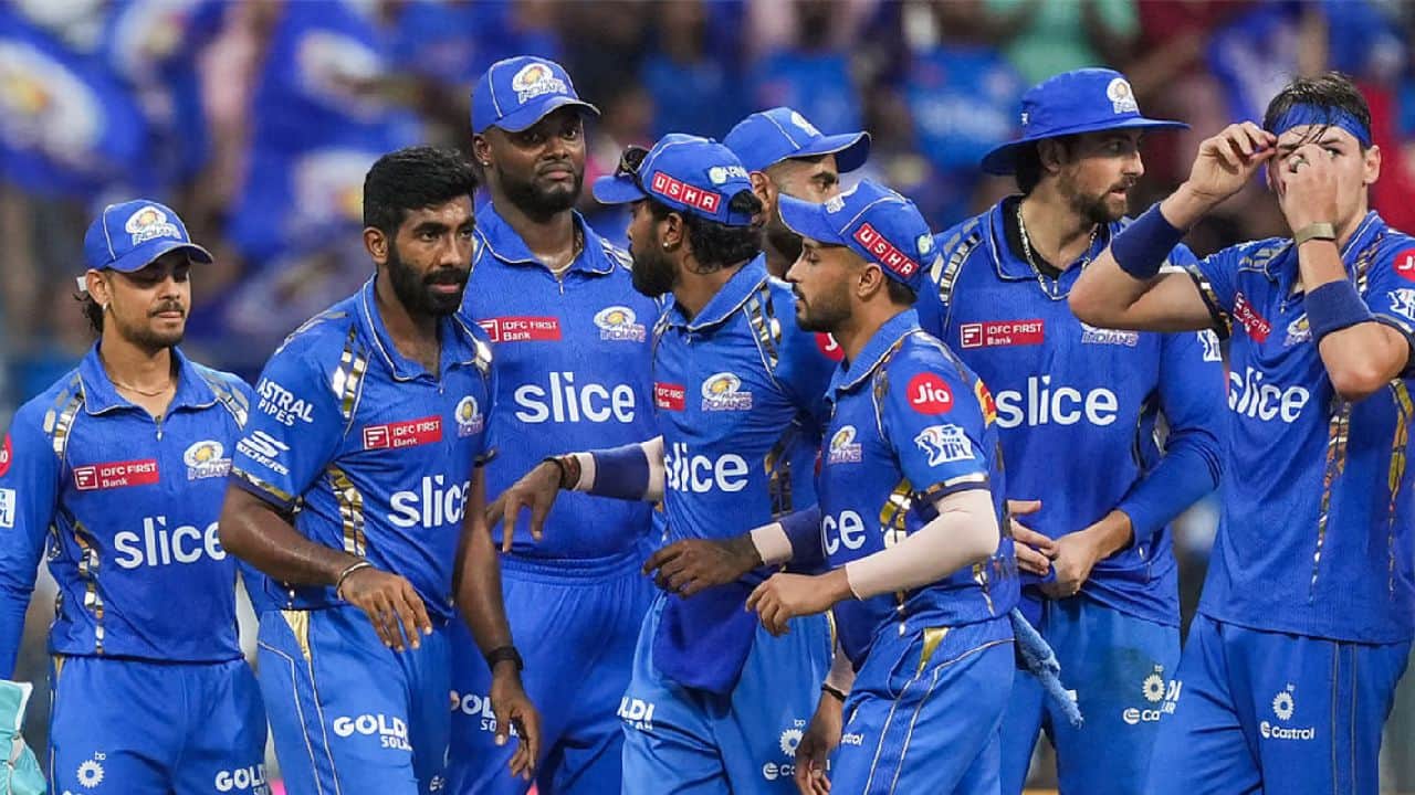 Gujarat Titans takes on Mumbai Indians in eliminator, Can Mumbai break ...