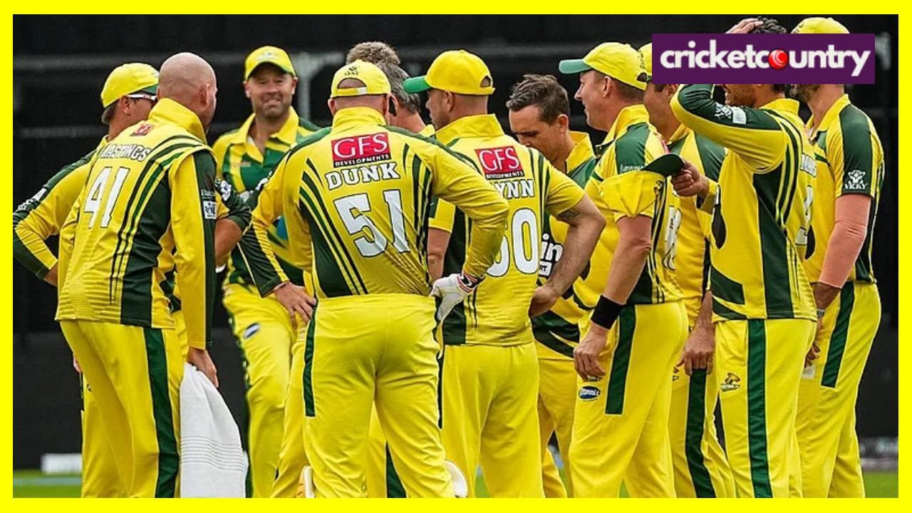 One ball. Three runs. Ab de Villiers pulls off a last-ball runout and ...