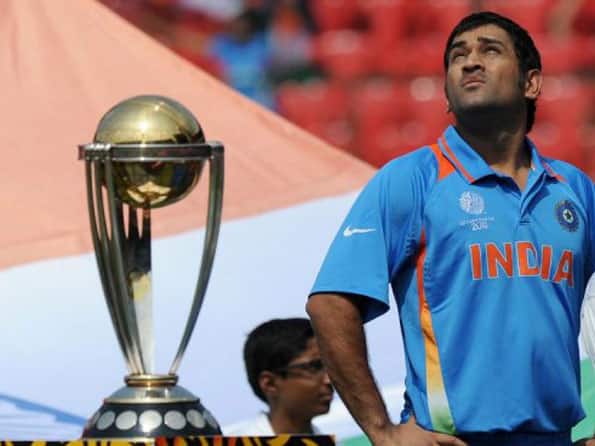 Kapil Dev bats for struggling Indian bowlers - Cricket Country