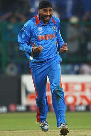 Players, Cricket Australia slam Mazhar Majeed for making allegations ...