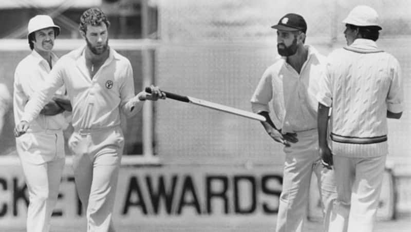 1979: Dennis Lillee walks out to bat with an aluminium bat! - Cricket ...