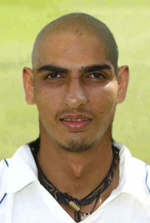 Ishant Sharma transforms into world's fastest bowler after going bald ...
