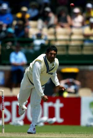 Sachin Tendulkar (5 for 32) spins web around Australia at Kochi ...