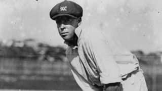 When Bill Ponsford scored a triple; Victoria amassed 1,107 against New ...